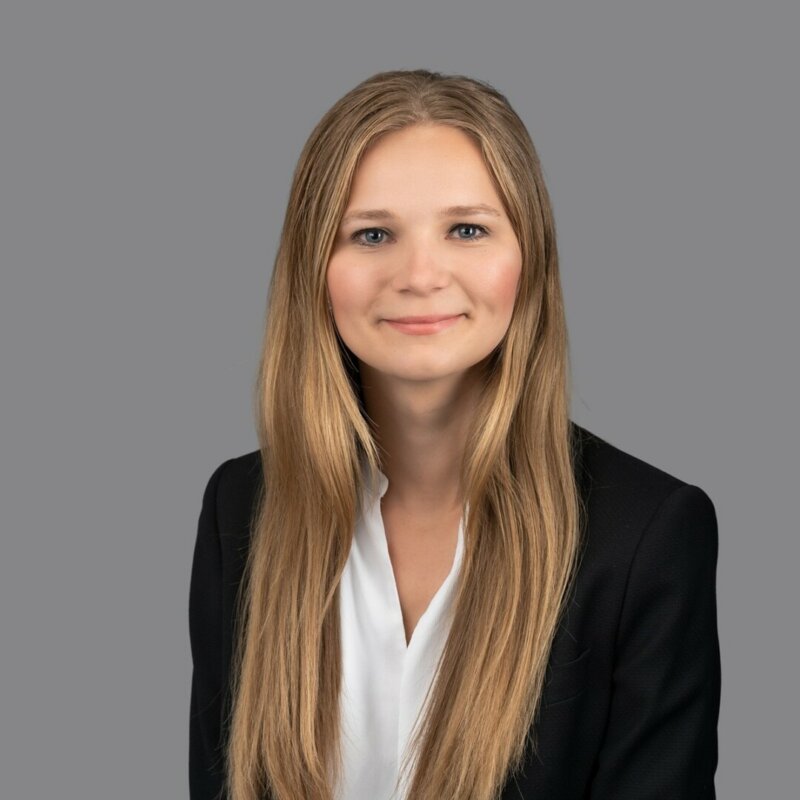 Elizabeth Parker - Associates, Legal Executives and Licensed ...